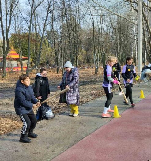 Лапта, городки и веселые старты: в парке «Семья» прошел фестиваль ...